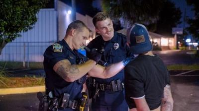 Police 24/7 (2024) 2 Sezonas 1 Serija Online